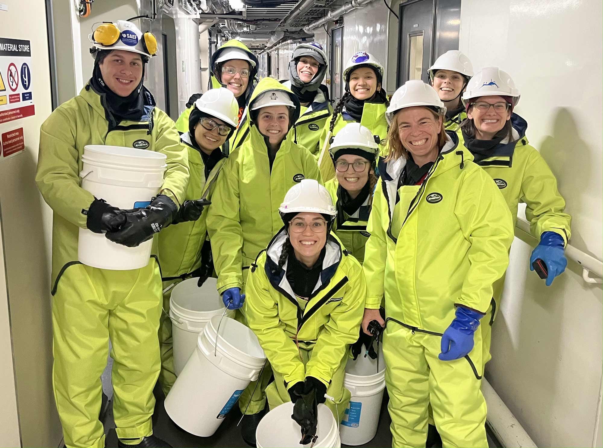 A summer of Antarctic Geoscience | Geoscience Australia